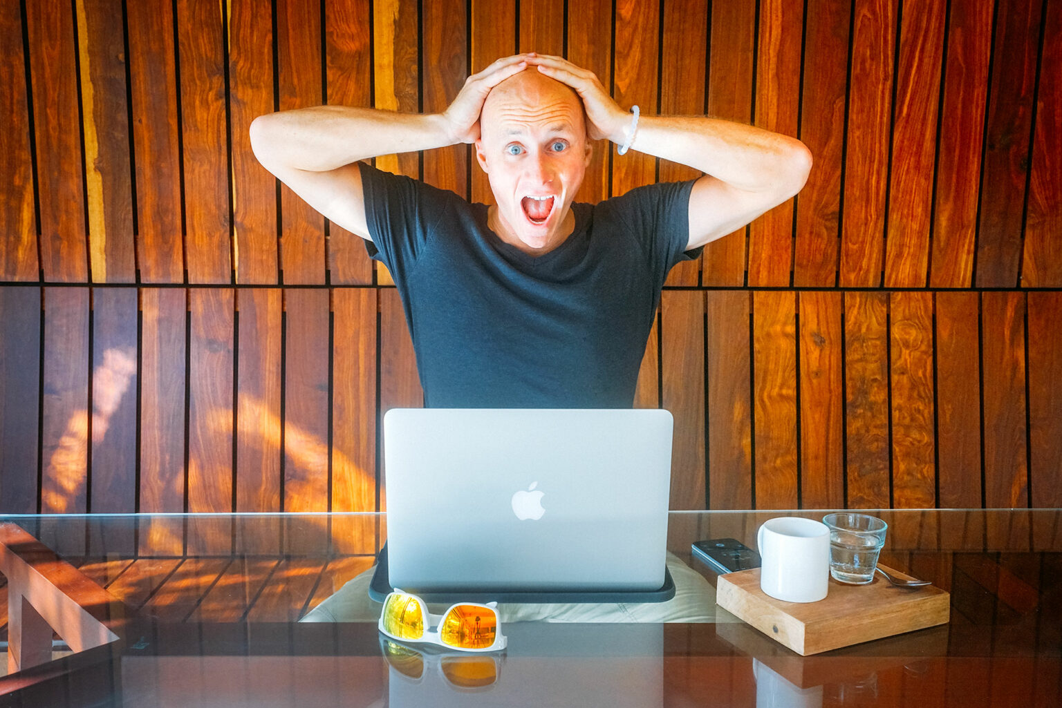 How To Start A Successful Travel Blog: Easy Step By Step Guide!